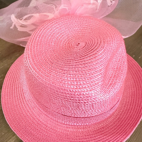 August Hats | Accessories | August Hats Pink Straw Hat With Tulle Bow ...